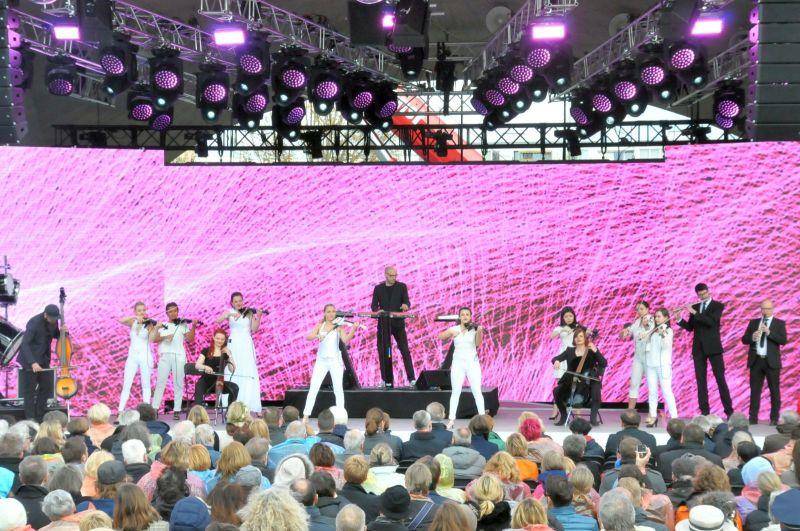 Internationale Stars sind begeistert vom Berlin Show Orchestra